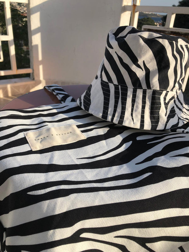 Bahama Beach Bag Black Zebra – Beach & Beyond
